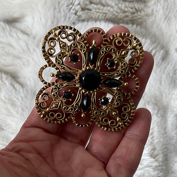 Florenza | Jewelry | Vintage Florenza Brooch | Poshmark